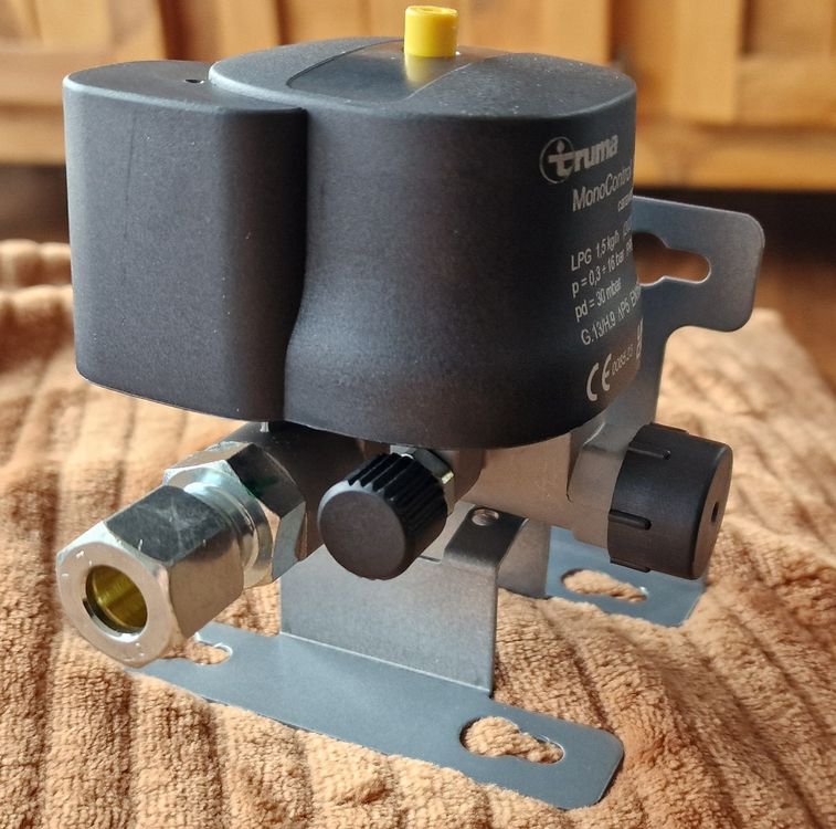 Truma MonoControl CS Gasdruckregler 30mbar (Gebraucht) in Meierskappel ...
