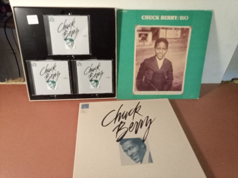 Chuck Berry - The Chess Box mit 3 CDs & LP BIO 1984 (Gebraucht) in ...