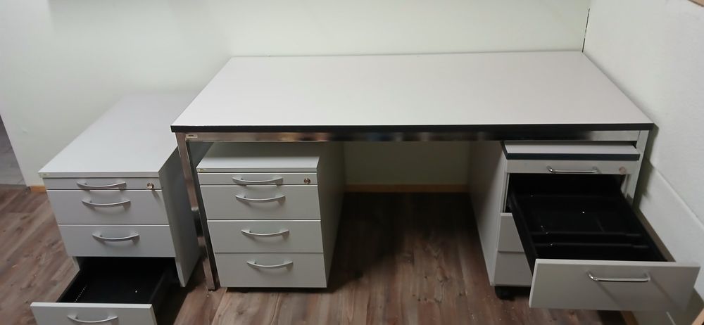 Scheibtisch mit 3 Korpus | Kaufen auf Ricardo