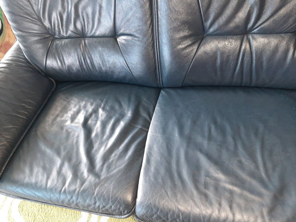 2er Dunkelblaues Leder Sofa ca. 20Jahre alt 146Lang. | Kaufen auf Ricardo