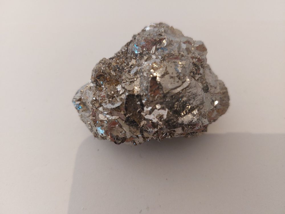 Minéral Pyrite Cristal (Gebraucht) in Genève für CHF 15 – mit Lieferung auf Ricardo kaufen