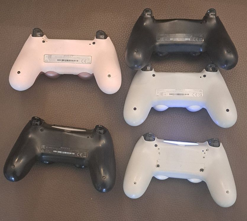 5 Ps4 controller Original SONY als Defekt verkauft (Defekt) in Biel ...