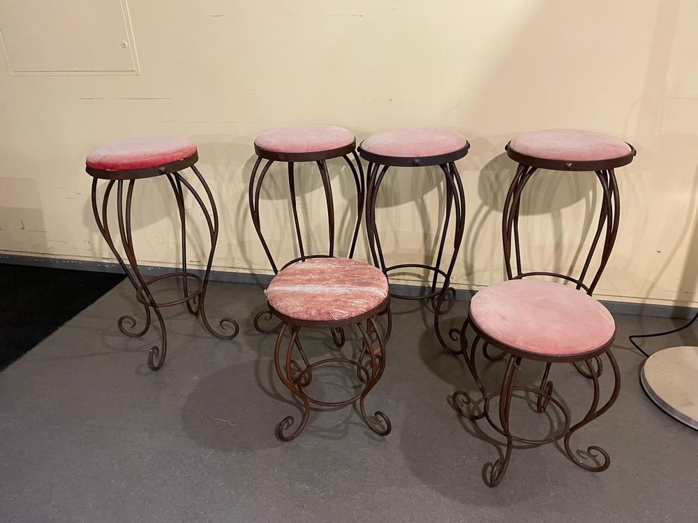 Barhocker, Metall mit Stoffbezug, Total 8 Hocker (Set) | Kaufen auf Ricardo