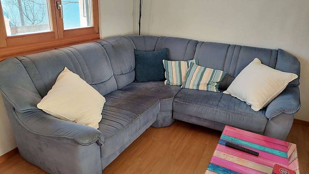 Canapé d'angle (D'occasion) à Ravoire pour CHF 1 – retrait uniquement ...