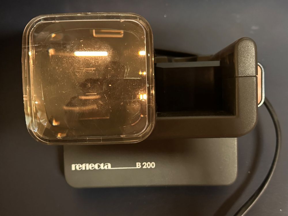 Reflecta B200 - Dia - Betrachter (Gebraucht) in Basel für CHF 5 – mit ...