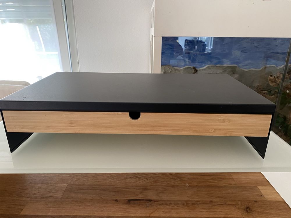 Elloven Monitorerhöhung (Gebraucht) in Egg b. Zürich für CHF 14 – mit ...