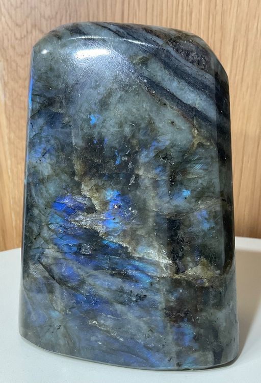 ACTION! Labradorit Free Form aus Madagaskar | Kaufen auf Ricardo