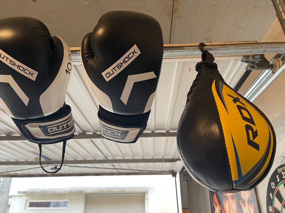 Set de boxe (Gebraucht) in Crissier für CHF 1 – mit Lieferung auf ...