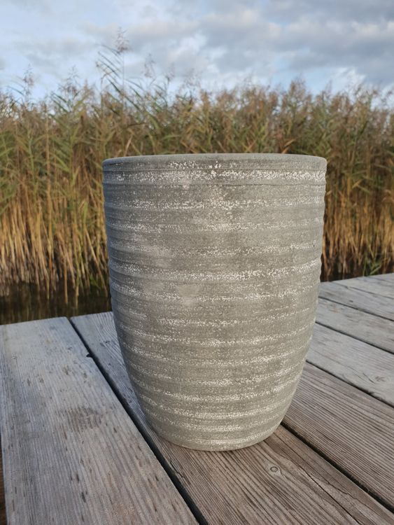 Ubertopf Aus Beton