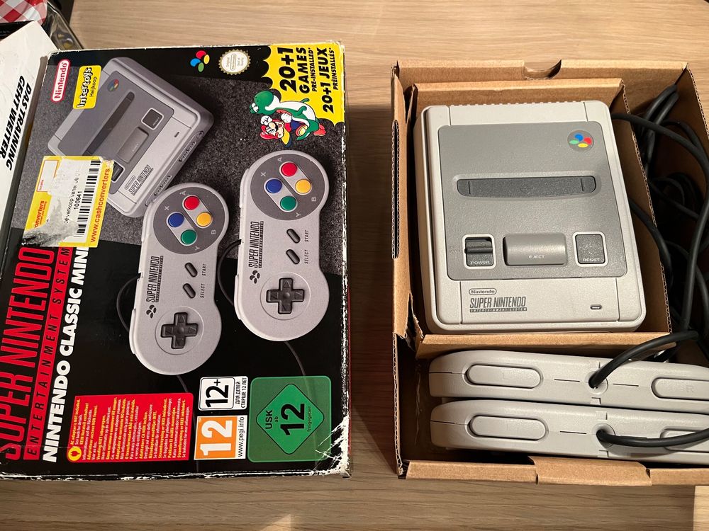 SNES Mini Konsole Super Nintendo OVP original (Gebraucht) in St. Gallen ...