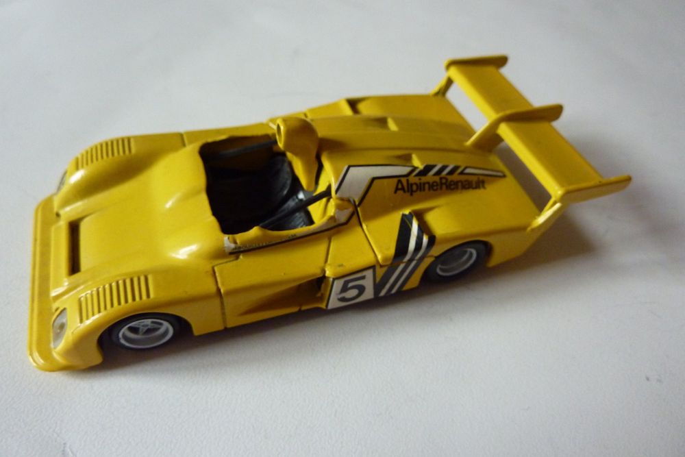 ALPINE RENAULT 2L V6 1:43 Metall von SOLIDO (Gebraucht) in Murten für ...