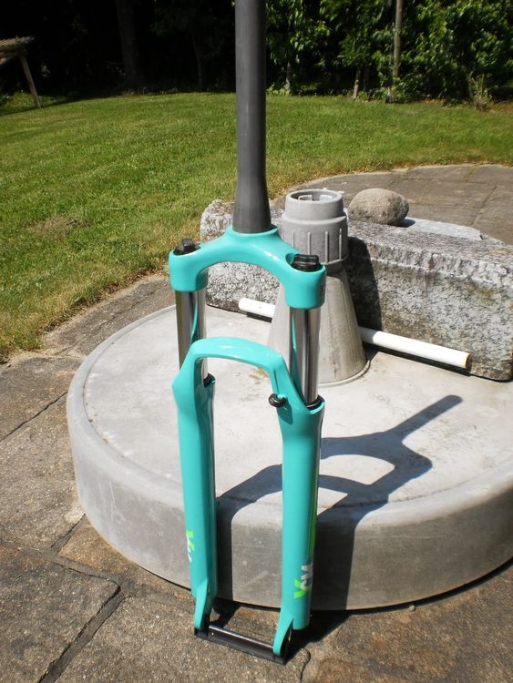 Federgabel Cube | Kaufen auf Ricardo