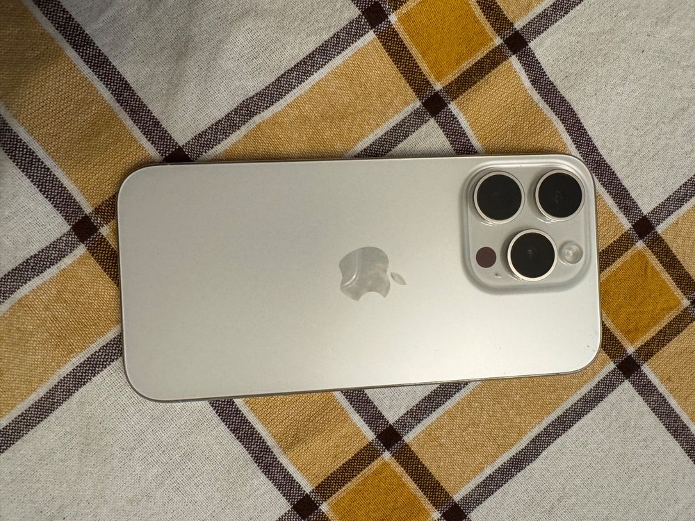 iPhone 15 Pro weiss, 128GB, wie neu! (Neu (gemäss Beschreibung)) in ...