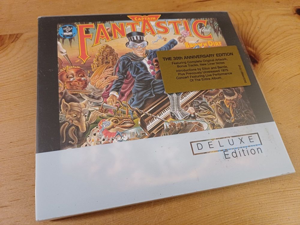 Elton John: Captain Fantastic (Deluxe Edition) auf 2 CDs (Gebraucht) in ...