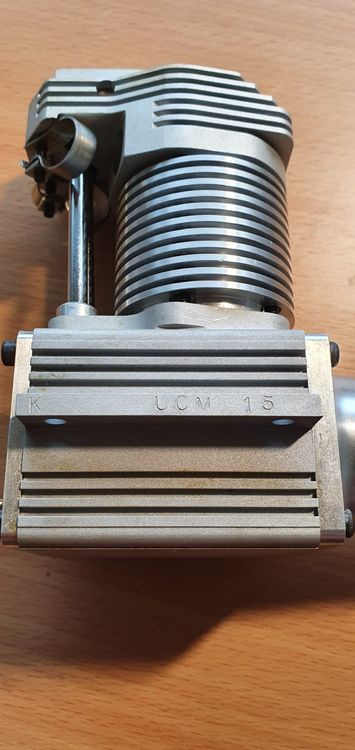 Modellmotor Laser 90 4-Takt mit Schalldämpfer | Kaufen auf Ricardo