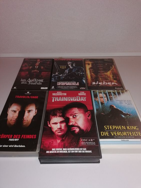 25 VHS Kasetten Kult / Action / Komödien - Videothek | Kaufen auf Ricardo