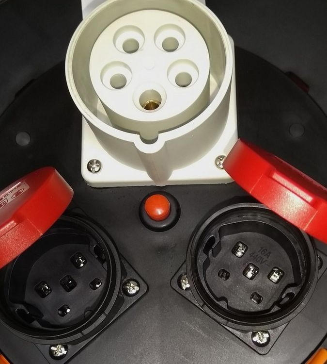 Neue 30m Pur Kabelrolle CEE16-5 IP44/T25 IP55 + T25 Adapter (Neu und ...