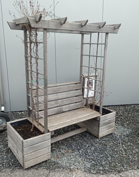 Schne Gartenbank Mit Pergola Fotos