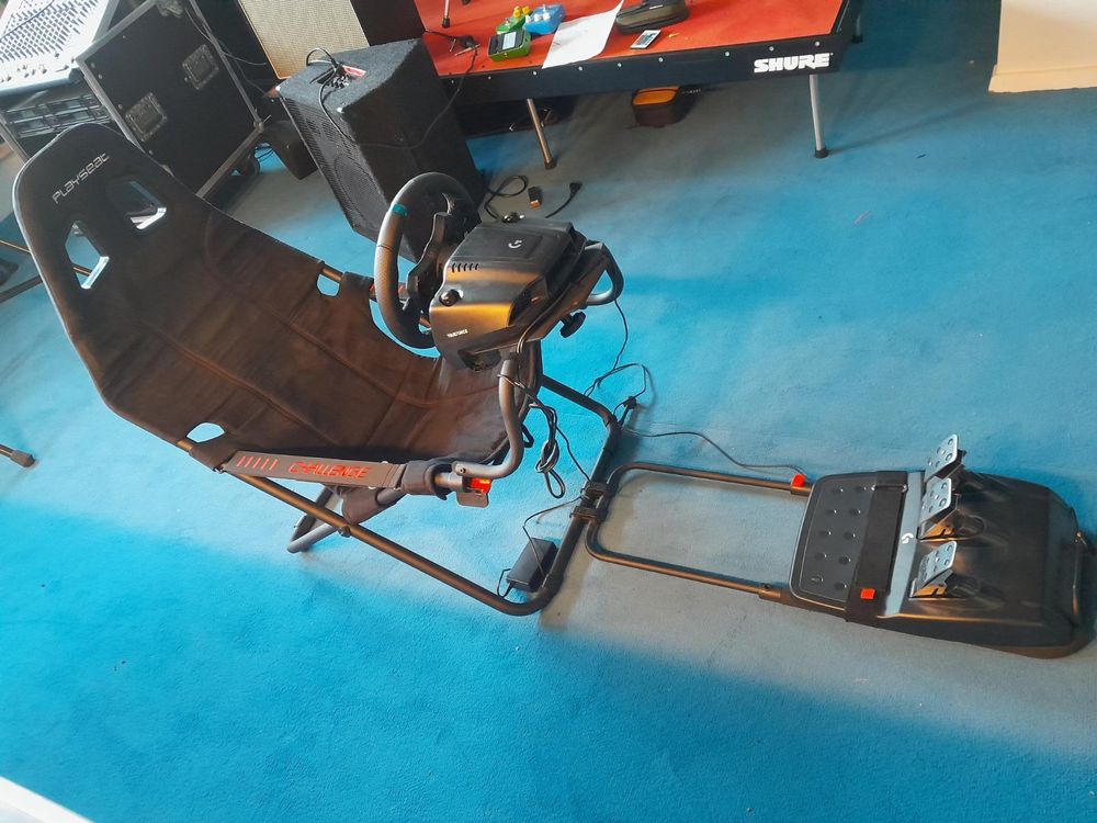 Game Lenkrad Logitech G923 TRUEFORCE mit Gameseat | Kaufen auf Ricardo