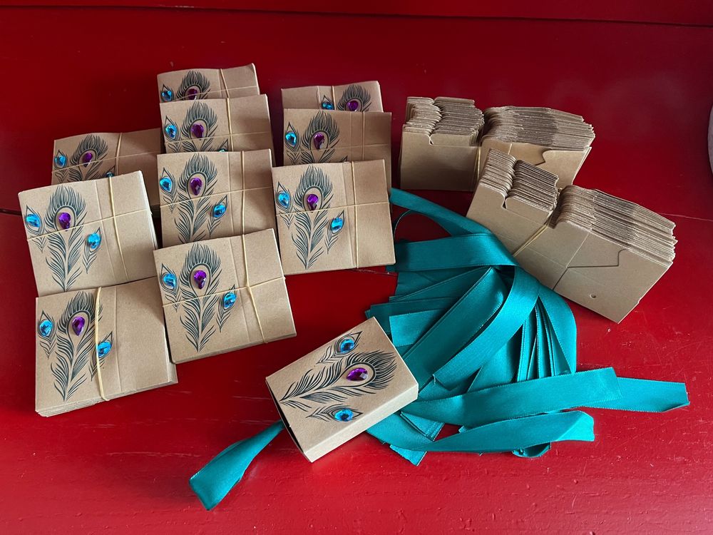 100 scatoline cartone (Neu (gemäss Beschreibung)) in Breganzona für CHF ...