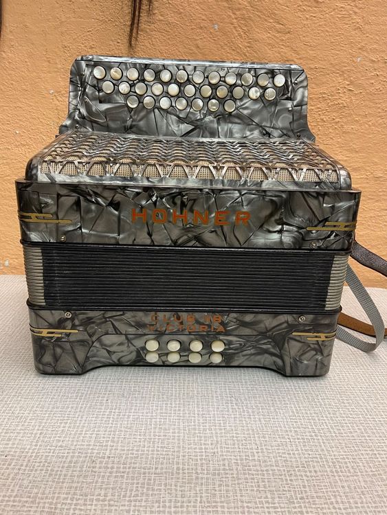 Hohner Club IIB Victoria Akkordeon (Gebraucht) in dietikon für CHF 73 ...