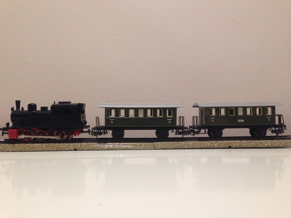 Locomotive märklin 3029+2 Wagon (Gebraucht) in Sierre für CHF 16 – mit ...