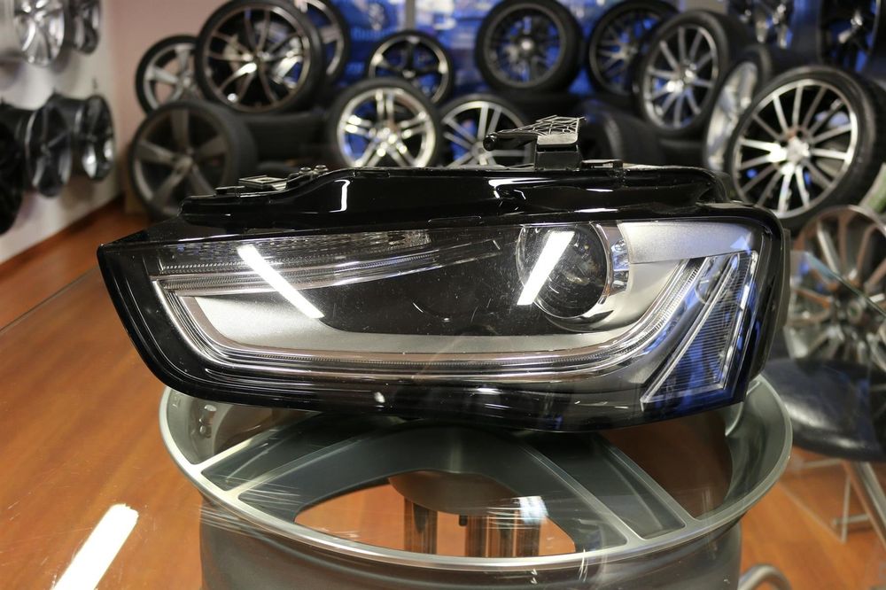 Scheinwerfer Audi A4 8K0 941 005 C links (Gebraucht) in Emmenbrücke für ...