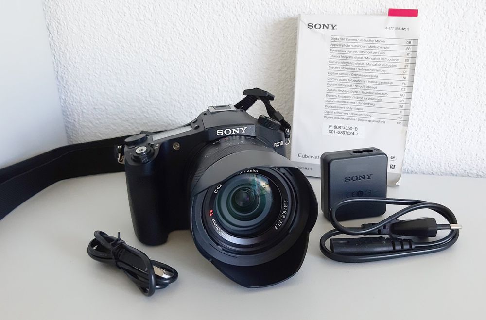 SONY RX10 Mark I (Defekt) in Oftringen für CHF 78 – mit Lieferung auf ...