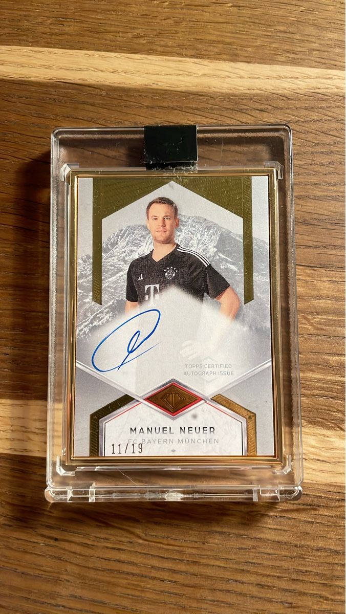Manuel Neuer Gold frame Topps Certified Autograph /19 (Gebraucht) in ...