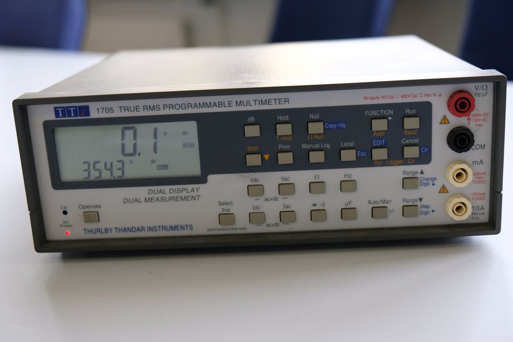 AIM-TTI INSTRUMENTS 1705 Bench Digital Multimeter (Gebraucht) in Lyss ...