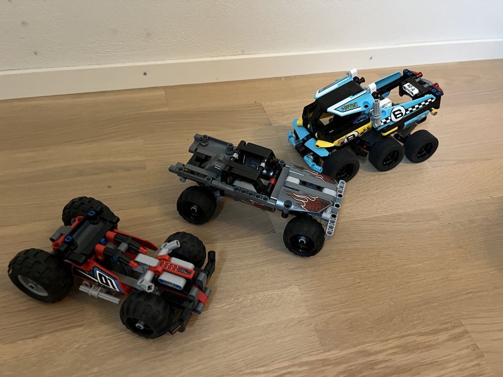 4 x Lego Pull back - Stunt trucks (Gebraucht) in Zürich für CHF 70 ...
