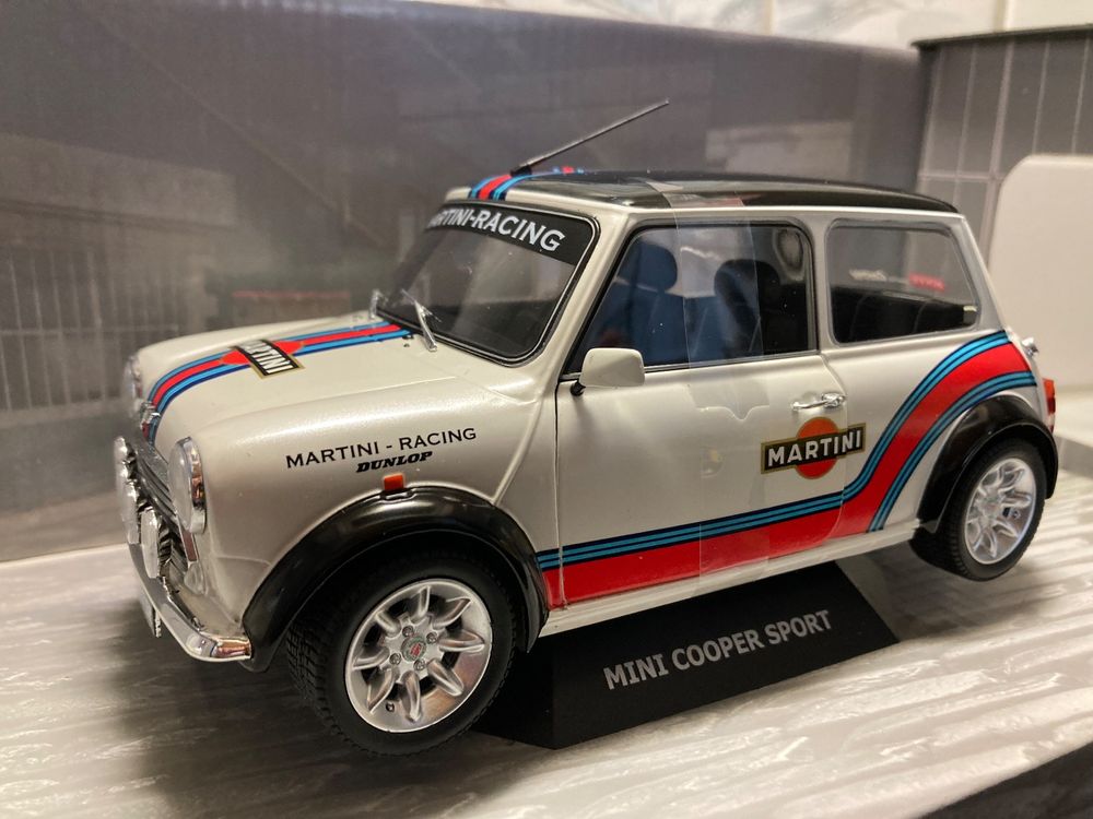 Mini Cooper Sport Martini Design 1/18 NEU/OVP (Neu und originalverpackt ...