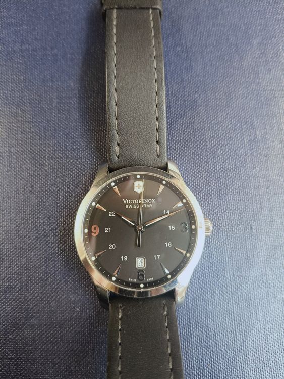 Victorinox 241474 Swiss Army Alliance Quartz Watch 40mm | Kaufen auf ...