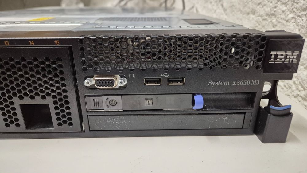 IBM System X 3650 M3 (Gebraucht) in Les Geneveys-sur-Coffrane für CHF ...