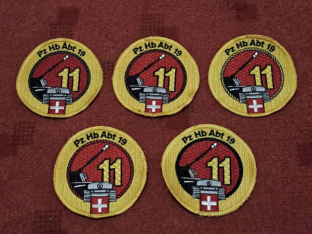 5 Badge der Panzer Haubitzen Abteilung 19 (Gebraucht) in St.Gallen für ...