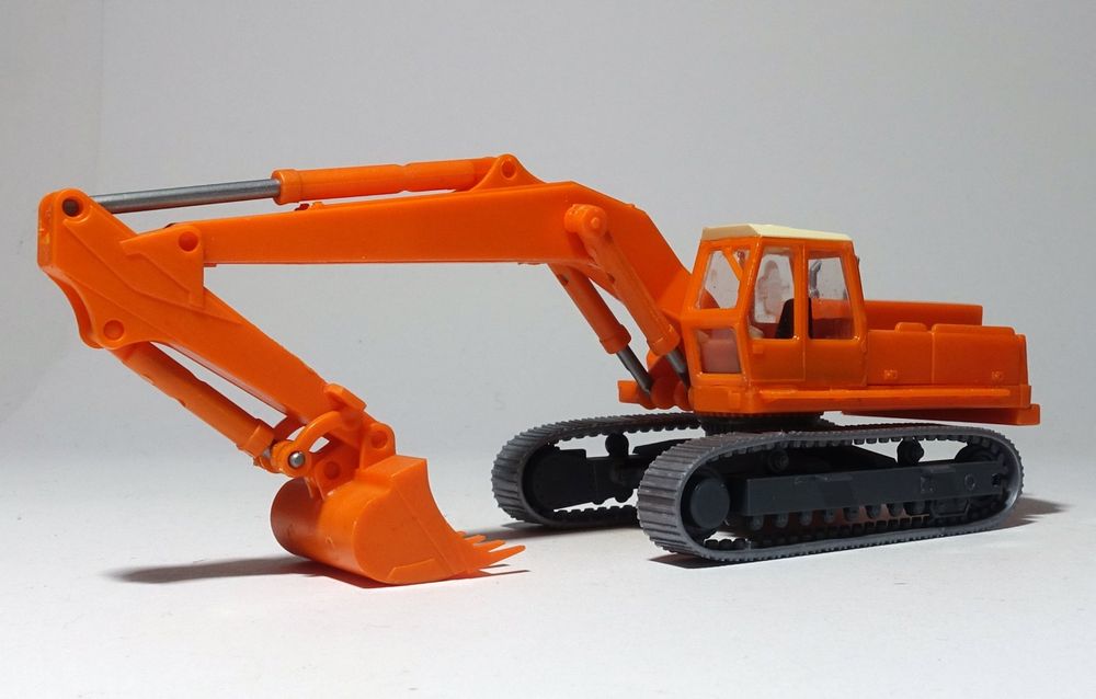 Atlas 2004 LC Raupenbagger Kibri 1:87 (Gebraucht) in Wiebelskirchen für ...