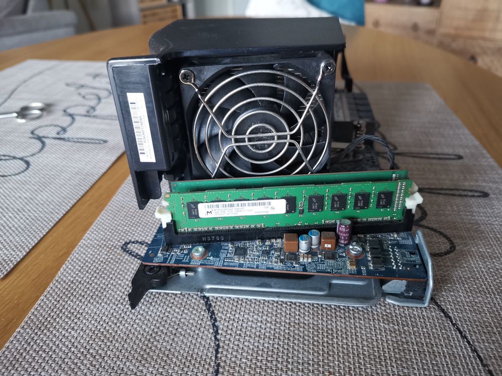 HP Z620 Upgrade Riser Board/inclus CPU et Ram (Gebraucht) in Marin ...