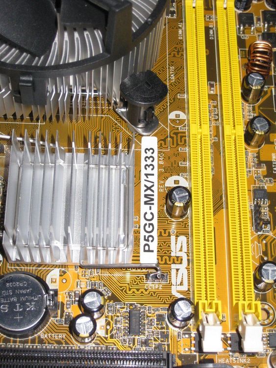 ASUS P5GC-MX/1333 Motherboard inkl. CPU (Defekt) in Bätterkinden für CHF 1 – mit Lieferung auf ...