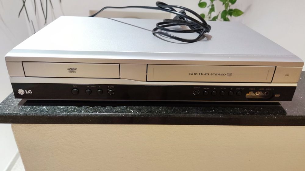 LG Videorecorder & DVD-Player (Gebraucht) in Schongau für CHF 160 – nur ...