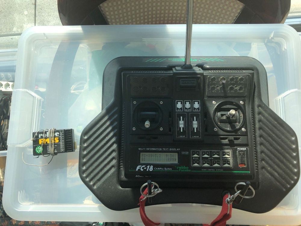 Robbe Futaba FC-18 mit 8 Kanal Empfänger | Kaufen auf Ricardo