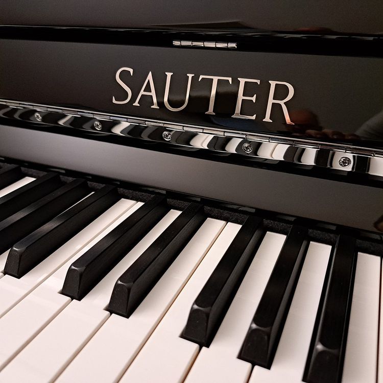 Rondo 122 by Peter Maly schwarz poliert - Ausstellungsmodell (Neu ...