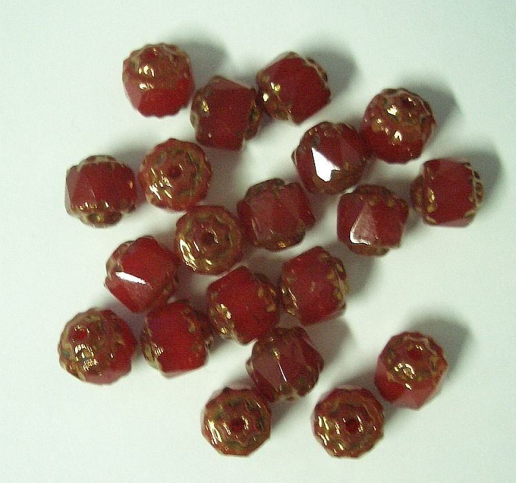 Glasperlen Rot Gold 7x6 mm (Neu und originalverpackt) in Gunzwil für CHF 1.5 – mit Lieferung auf ...