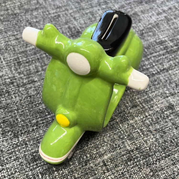 Spardose Motoroller Vespa Keramik (Neu (gemäss Beschreibung)) in Schwyz für CHF 15 – mit ...