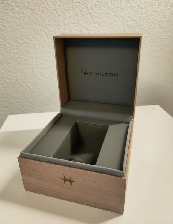 Hamilton uhr box (Gebraucht) in St. Erhard für CHF 27 – mit Lieferung ...