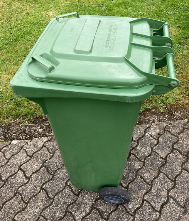 Poubelle Container 2 roues 140l (Gebraucht) in Courtételle für CHF 1 ...