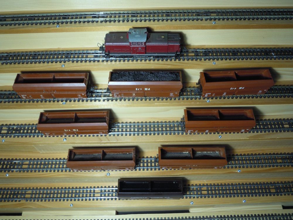 TRIX EXPRESS Zugset Diesel Lok V 100 und 8 Kohlenwagen | Kaufen auf Ricardo