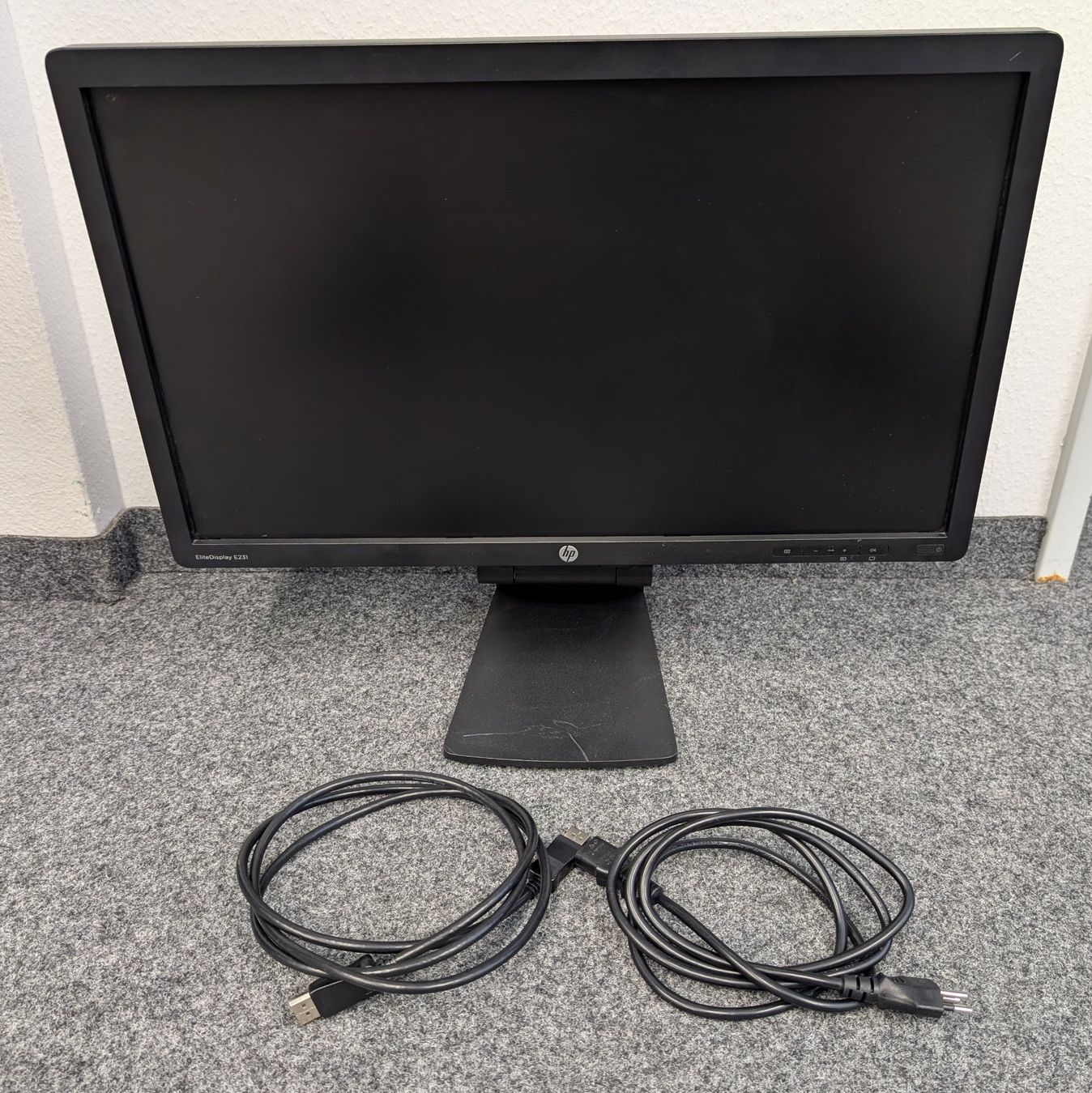 HP EliteDisplay E231 - 23" Monitor (Gebraucht) in Dietlikon für CHF 2 – nur Abholung auf Ricardo ...