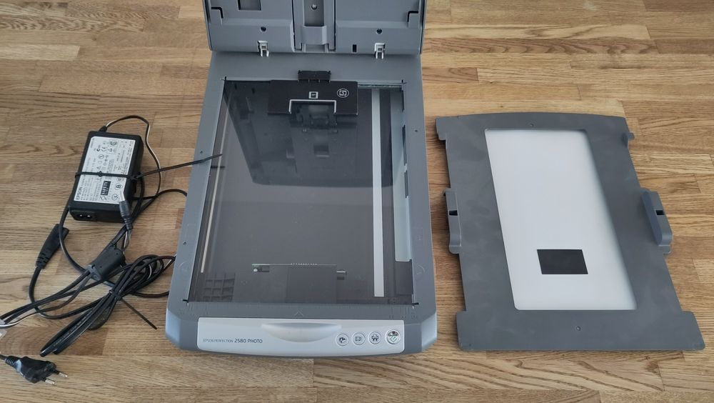 Epson Perfection 2580 Photo, Scanner, Dia/Negativ-Scanner (Gebraucht ...