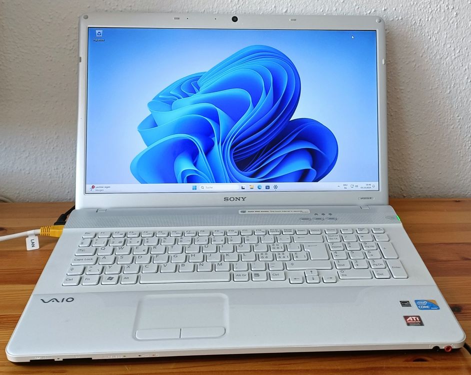 Laptop Sony Vaio + Windows 11 Pro + MS Office 2021 Pro (Usato) a ...