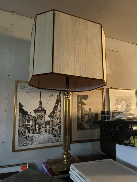 Elegante Stehlampe mit Schirm - Goldfarben, Vintage Stil (Gebraucht) in Ebikon für CHF 10 – nur ...